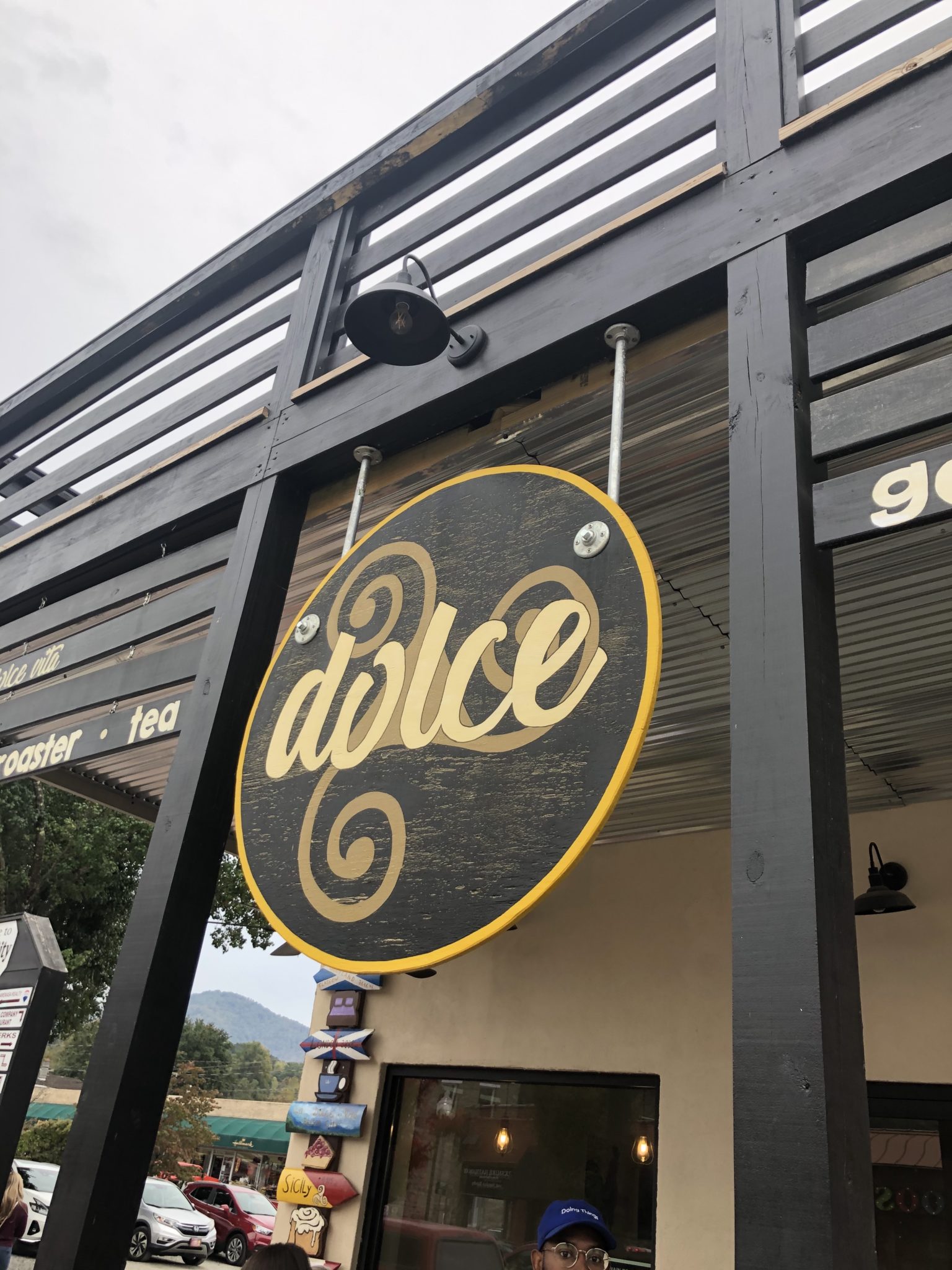 10 Top North Carolina Coffee Shops - PullOverAndLetMeOut.Com