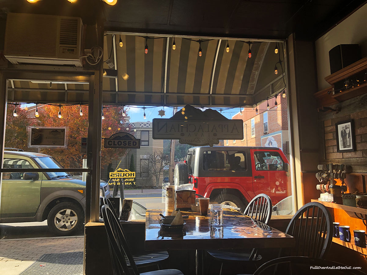 10 Top North Carolina Coffee Shops - PullOverAndLetMeOut.Com