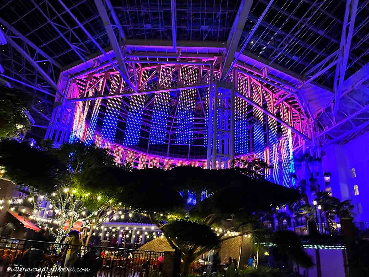 9 Tips for a Successful Stay at the Gaylord Opryland Resort ...
